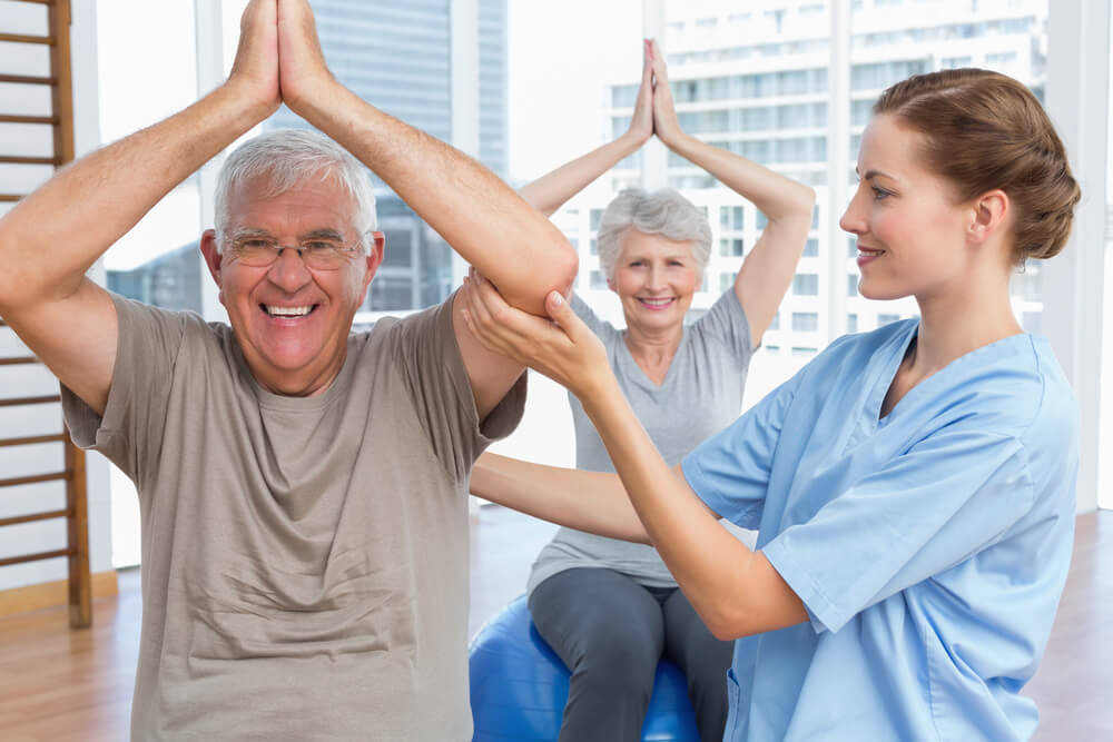 How can physical therapists help with geriatric rehab? | Peak Performance