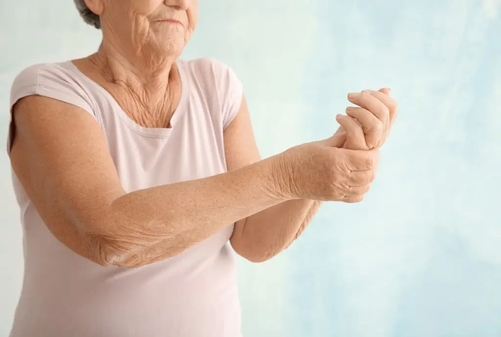 Hand Tendon Pain: Causes and Treatments